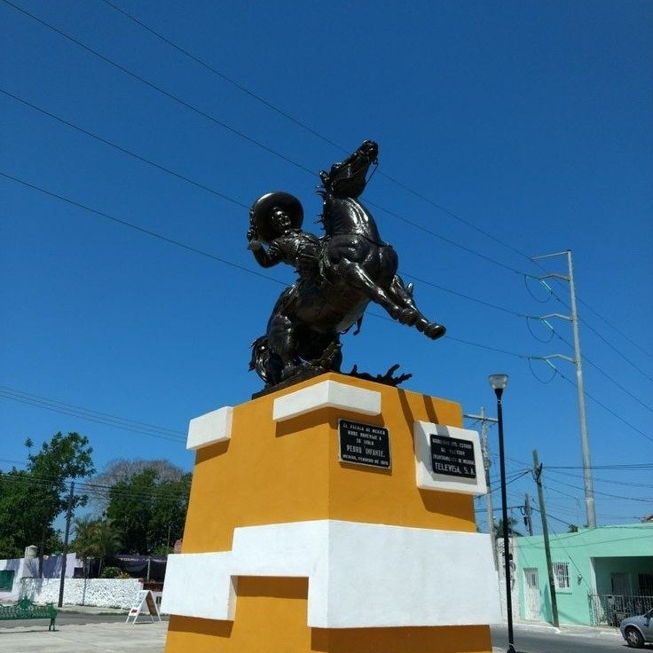 Recrean el funeral del ídolo charro Pedro Infante a 69 años de su muerte